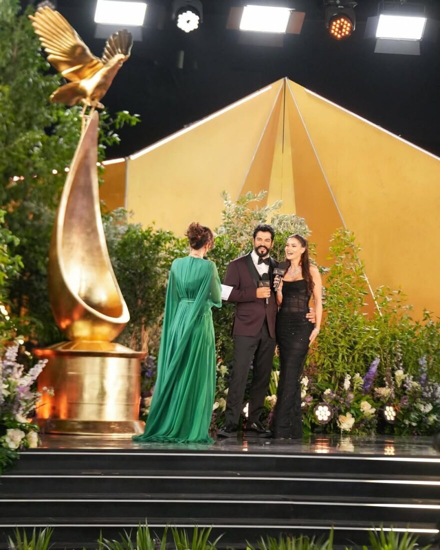 Joy Awards 2025 sees dazzling appearances by Turkish stars - Türkiye Today