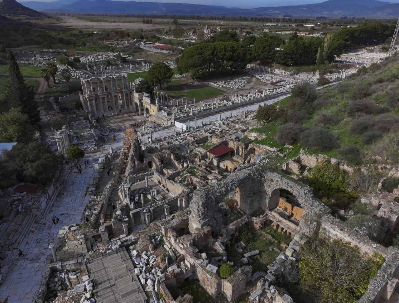 Roman-era marble bathtub reused as fountain trough unearthed in Ephesus ...