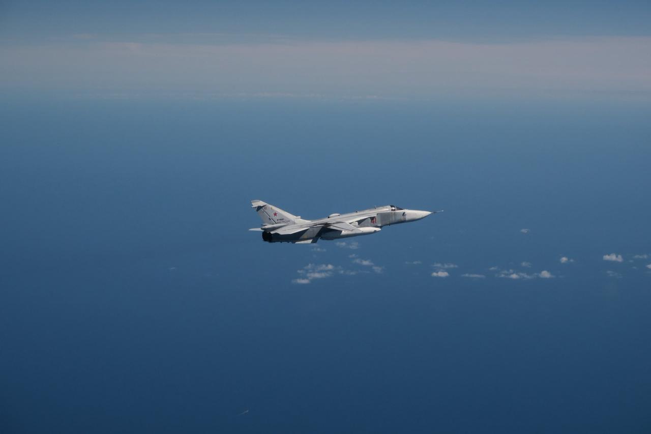 Swedish fighters intercept Russian jets near Baltic airspace - Türkiye ...